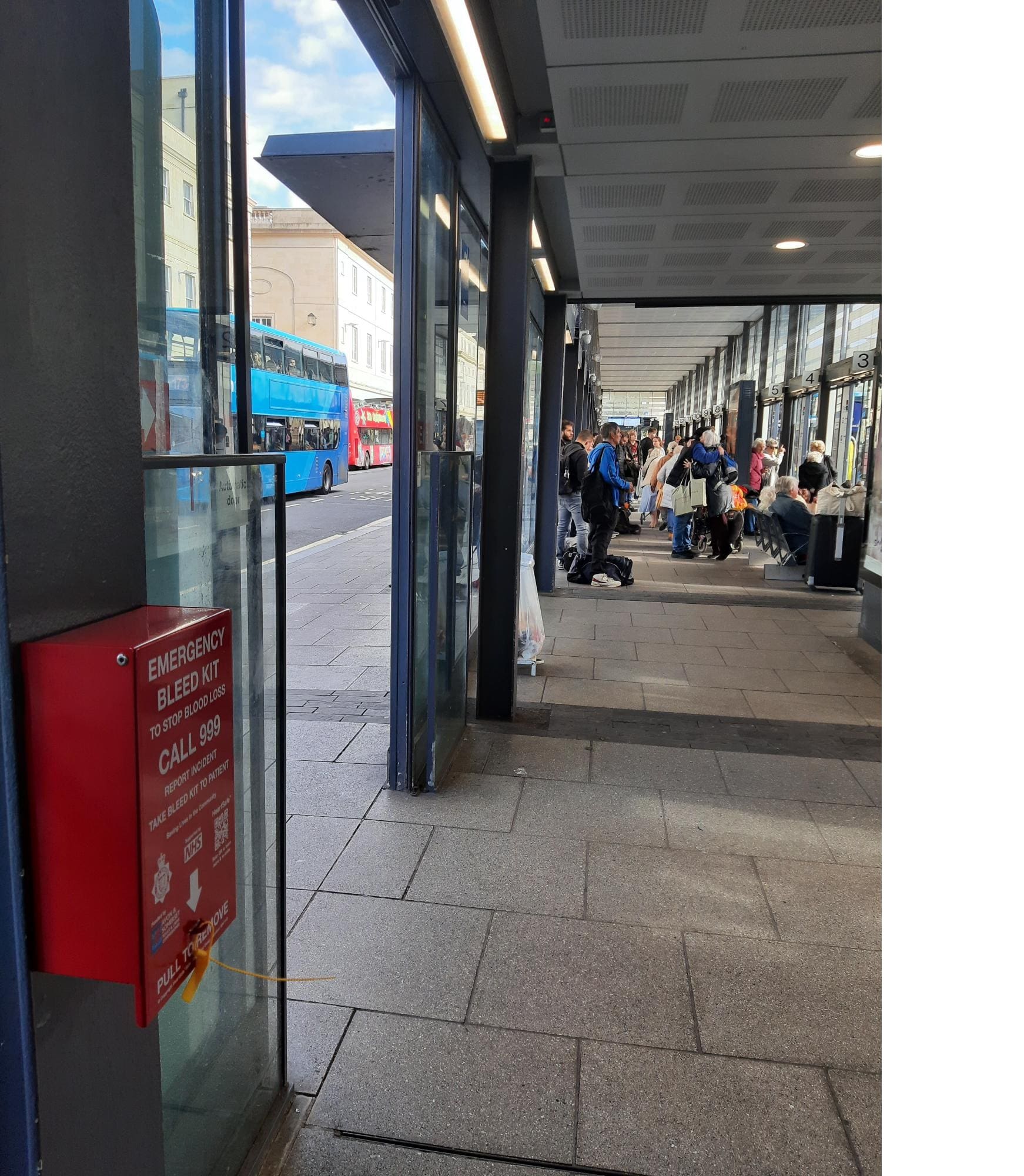 Southgate Bus station | HeartSafe® AED Locator