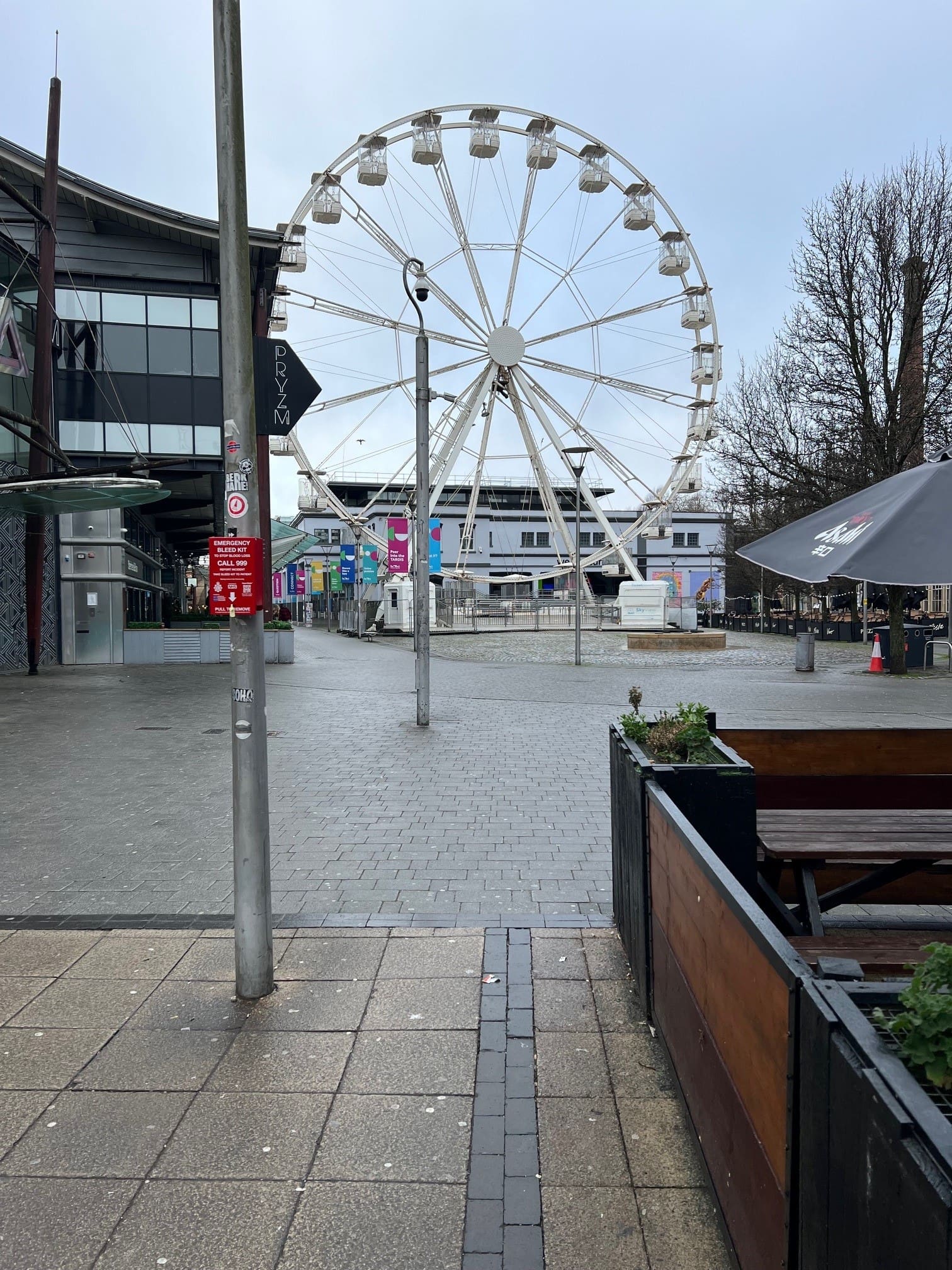 Lamppost outside ZaZa Bazaar between the bar entrance and Pryzm ...